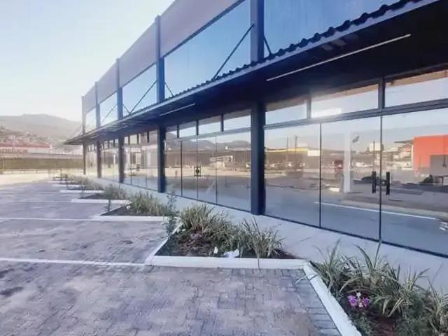 Conj. Comercial / Sala para Locação em Biguaçu/SC Centro