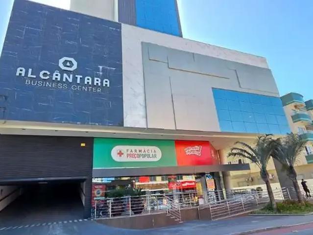 Conj. Comercial / Sala para Locação em Biguaçu/SC Centro