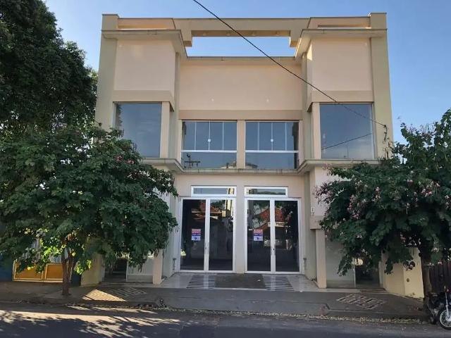 Conj. Comercial / Sala para Locação em Birigui/SP Centro