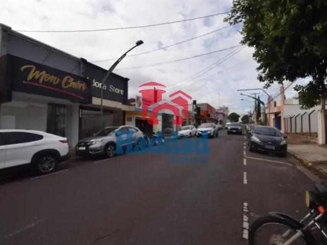 Conj. Comercial / Sala para Locação em Birigui/SP Centro