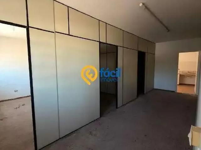 Conj. Comercial / Sala para Locação em Birigui/SP Centro