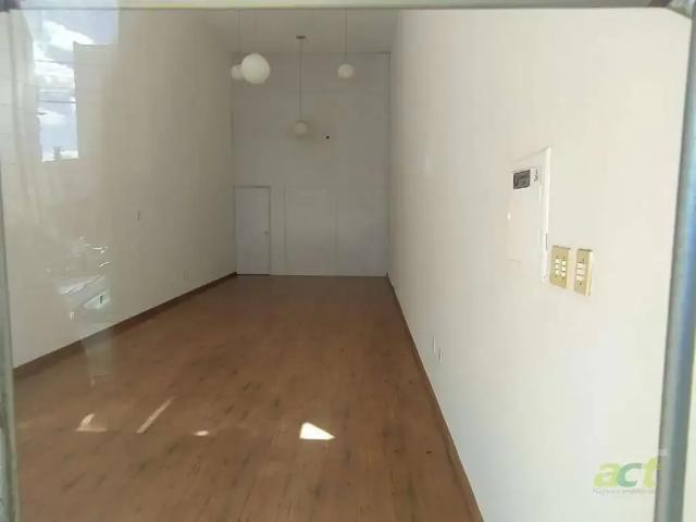 Conj. Comercial / Sala para Locação em Birigui/SP Centro