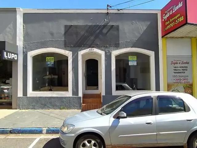 Conj. Comercial / Sala para Locação em Birigui/SP Centro