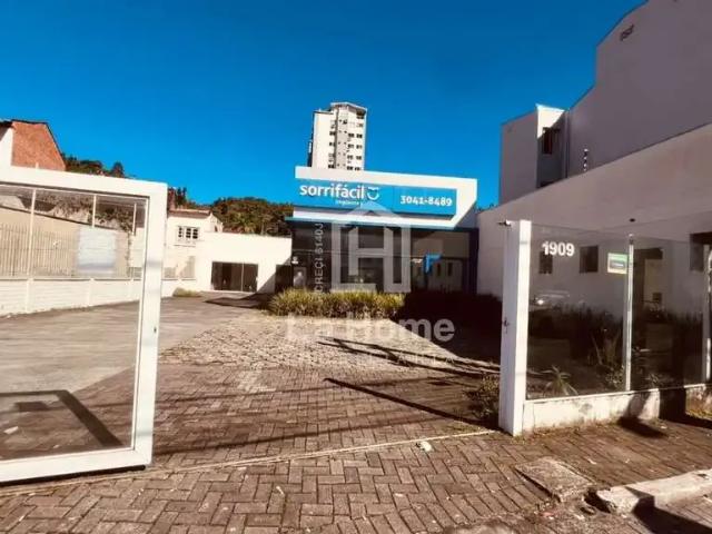Conj. Comercial / Sala para Locação em Blumenau/SC Centro