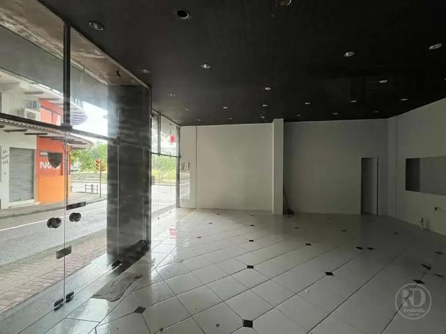 Conj. Comercial / Sala para Locação em Blumenau/SC Centro