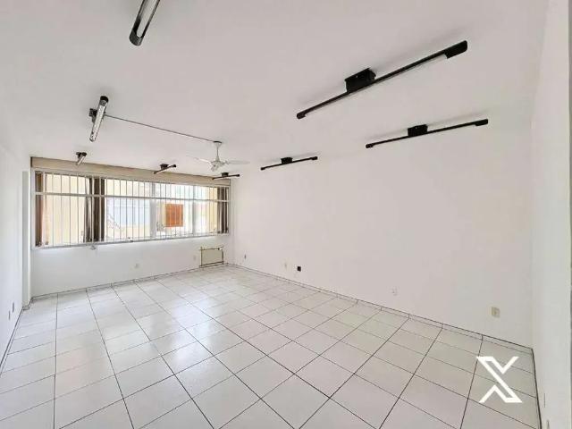 Conj. Comercial / Sala para Locação em Blumenau/SC Centro
