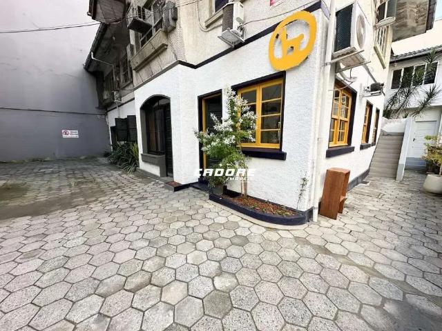 Conj. Comercial / Sala para Locação em Blumenau/SC Centro