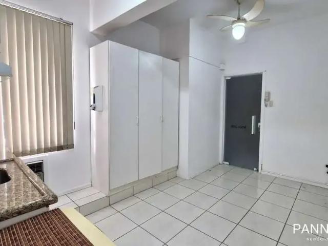 Conj. Comercial / Sala para Locação em Blumenau/SC Centro
