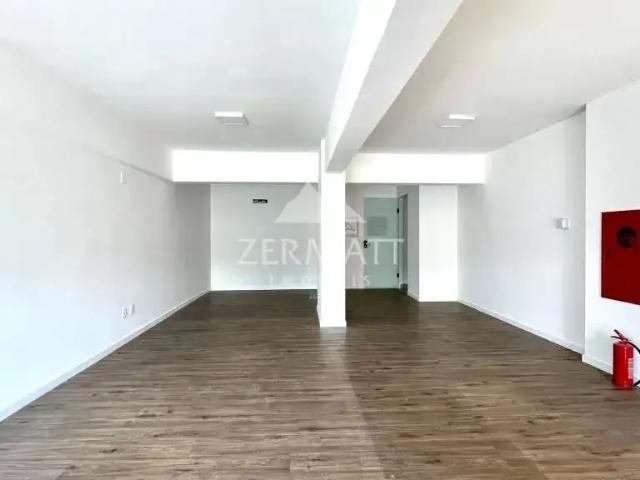Conj. Comercial / Sala para Locação em Blumenau/SC Centro