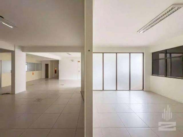 Conj. Comercial / Sala para Locação em Blumenau/SC Centro