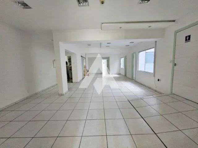 Conj. Comercial / Sala para Locação em Blumenau/SC Centro