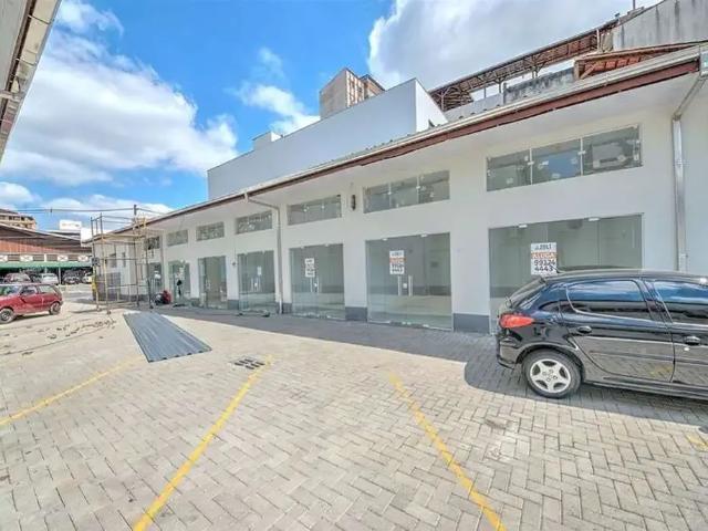 Conj. Comercial / Sala para Locação em Blumenau/SC Centro