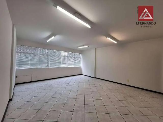 Conj. Comercial / Sala para Locação em Blumenau/SC Centro