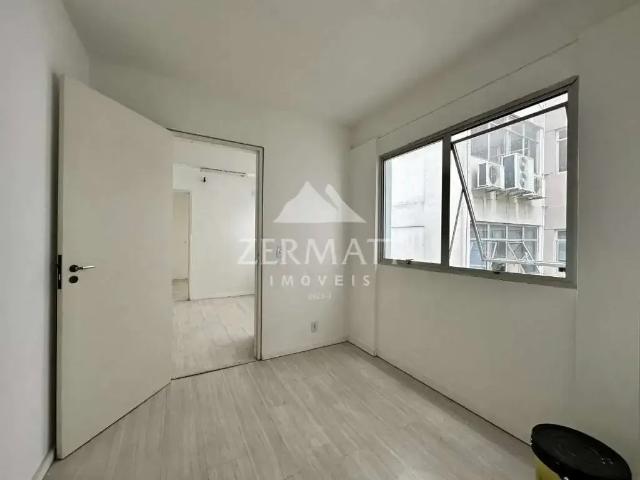 Conj. Comercial / Sala para Locação em Blumenau/SC Centro