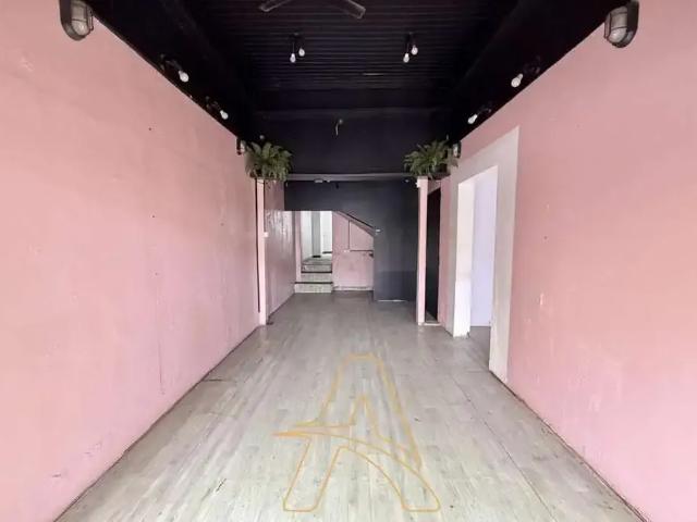 Conj. Comercial / Sala para Locação em Blumenau/SC Centro