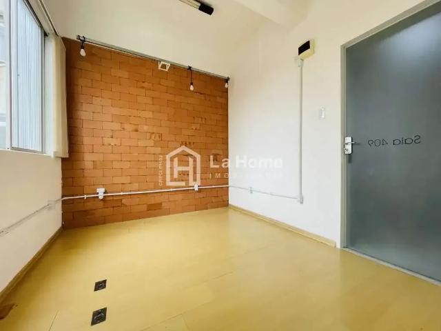 Conj. Comercial / Sala para Locação em Blumenau/SC Centro