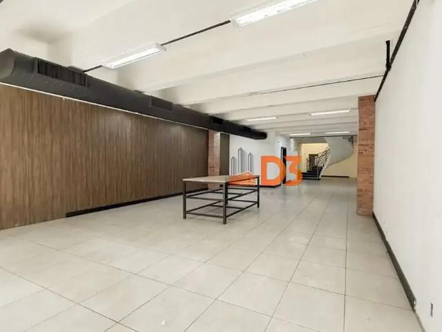 Conj. Comercial / Sala para Locação em Blumenau/SC Centro