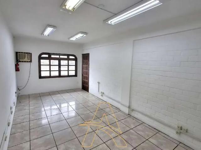 Conj. Comercial / Sala para Locação em Blumenau/SC Água Verde