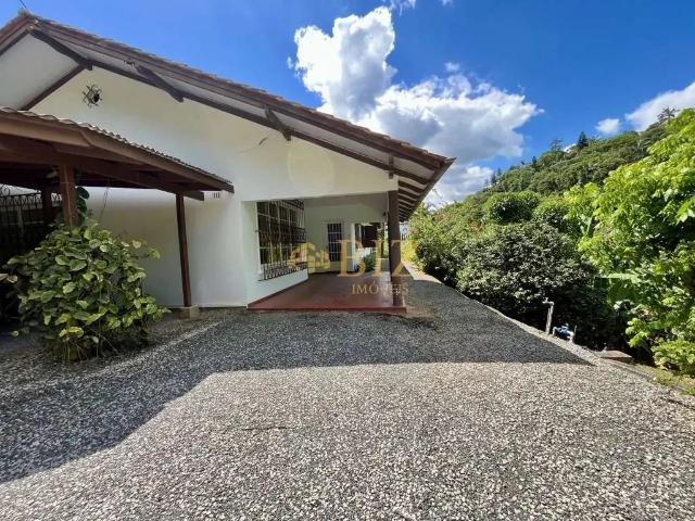 Conj. Comercial / Sala para Locação em Blumenau/SC Bom Retiro 7 Quartos