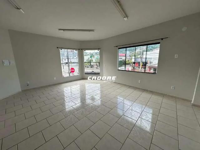 Conj. Comercial / Sala para Locação em Blumenau/SC Garcia