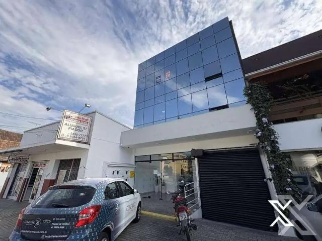 Conj. Comercial / Sala para Locação em Blumenau/SC Garcia