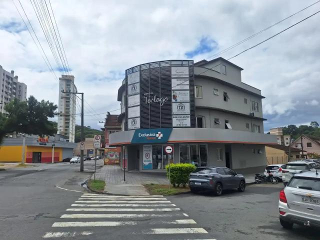 Conj. Comercial / Sala para Locação em Blumenau/SC Escola Agrícola