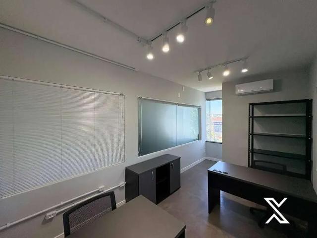 Conj. Comercial / Sala para Locação em Blumenau/SC Itoupava Central