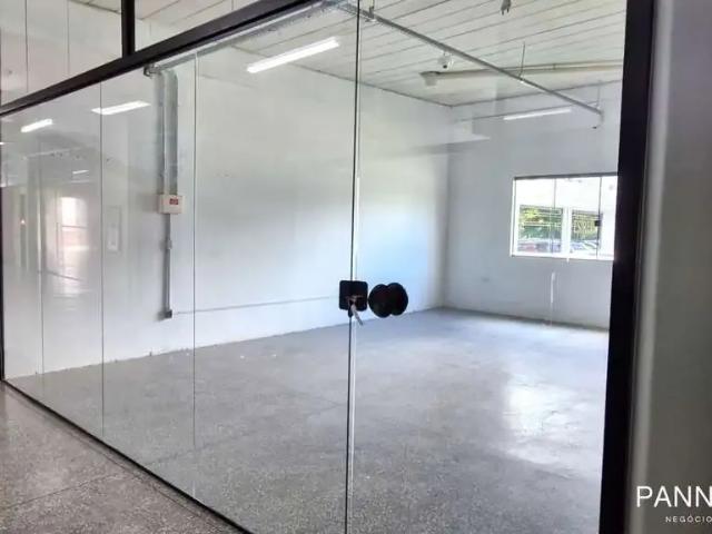 Conj. Comercial / Sala para Locação em Blumenau/SC Itoupava Central