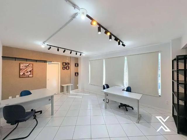 Conj. Comercial / Sala para Locação em Blumenau/SC Itoupava Central