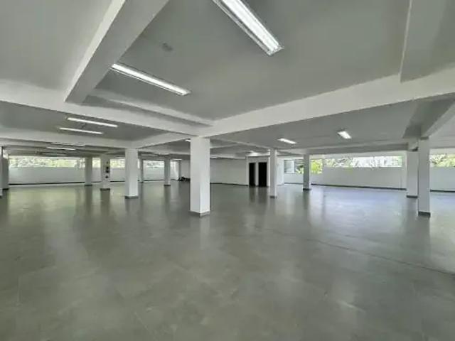 Conj. Comercial / Sala para Locação em Blumenau/SC Ponta Aguda