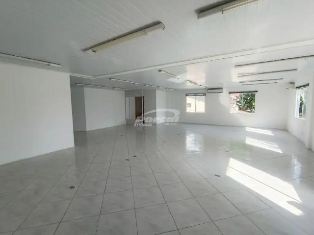 Conj. Comercial / Sala para Locação em Blumenau/SC Ponta Aguda