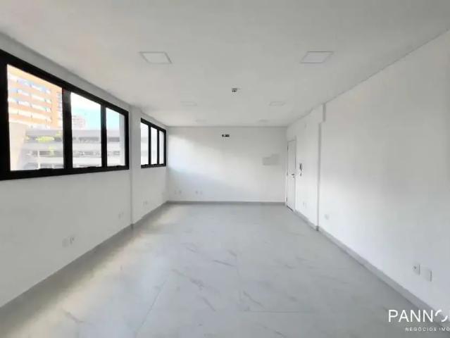 Conj. Comercial / Sala para Locação em Blumenau/SC Velha