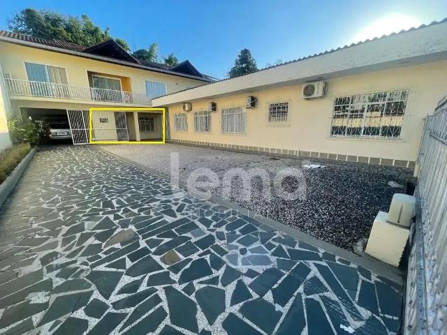 Conj. Comercial / Sala para Locação em Blumenau/SC Velha