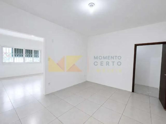 Conj. Comercial / Sala para Locação em Blumenau/SC Vila Nova
