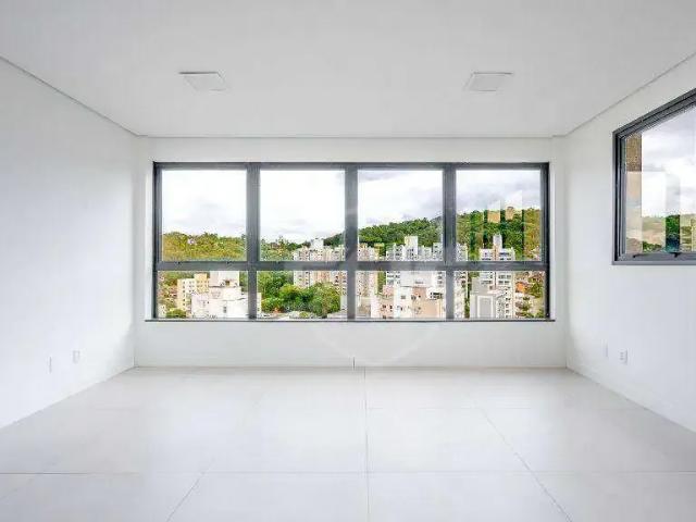 Conj. Comercial / Sala para Locação em Blumenau/SC Vila Nova