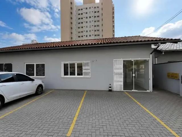 Conj. Comercial / Sala para Locação em Blumenau/SC Vila Nova