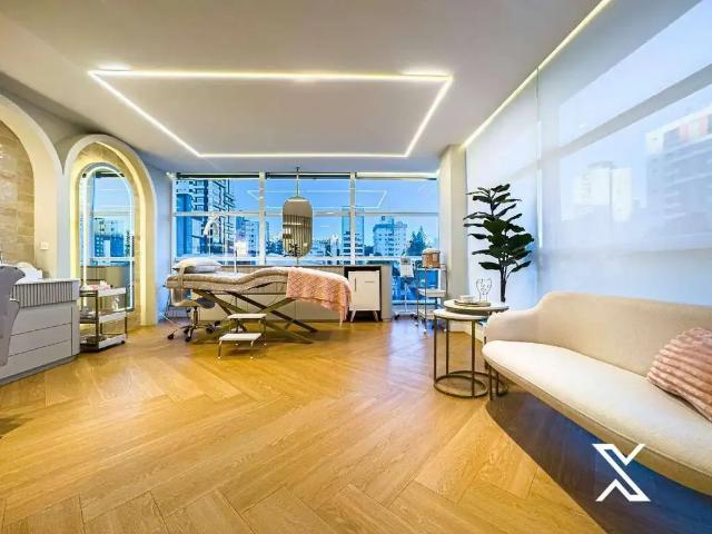 Conj. Comercial / Sala para Locação em Blumenau/SC Vila Nova