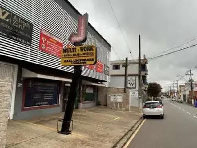Conj. Comercial / Sala para Locação em Boituva/SP Residencial Primo