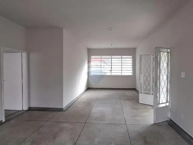 Conj. Comercial / Sala para Locação em Botucatu/SP Centro