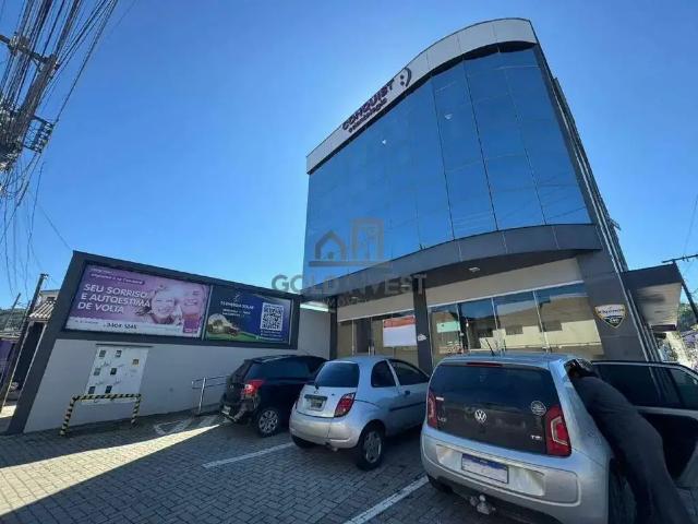 Conj. Comercial / Sala para Locação em Brusque/SC Águas Claras