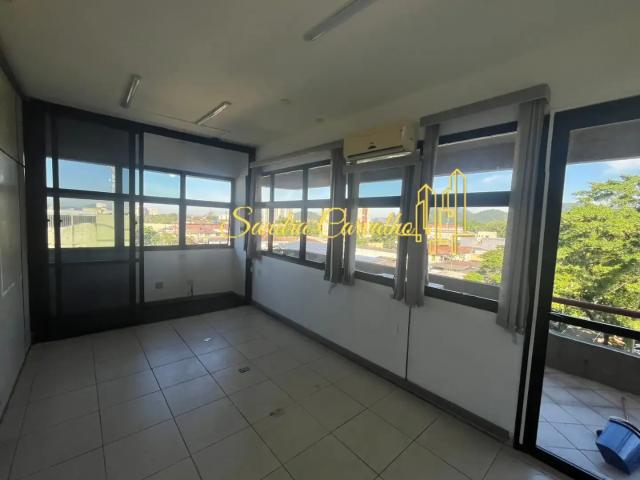 Conj. Comercial / Sala para Locação em Cubatão/SP Centro