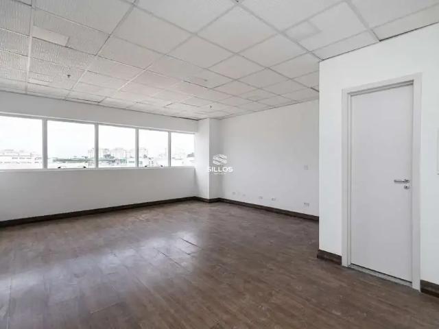 Conj. Comercial / Sala para Locação em Curitiba/PR Capão Raso