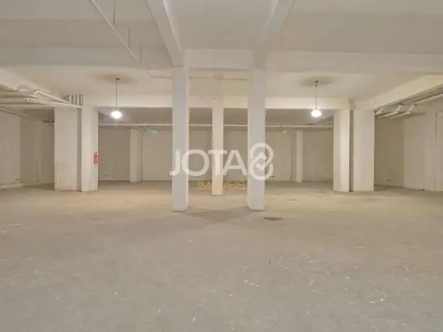 Conj. Comercial / Sala para Locação em Curitiba/PR Capão Raso