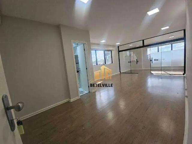 Conj. Comercial / Sala para Locação em Curitiba/PR Centro Cívico