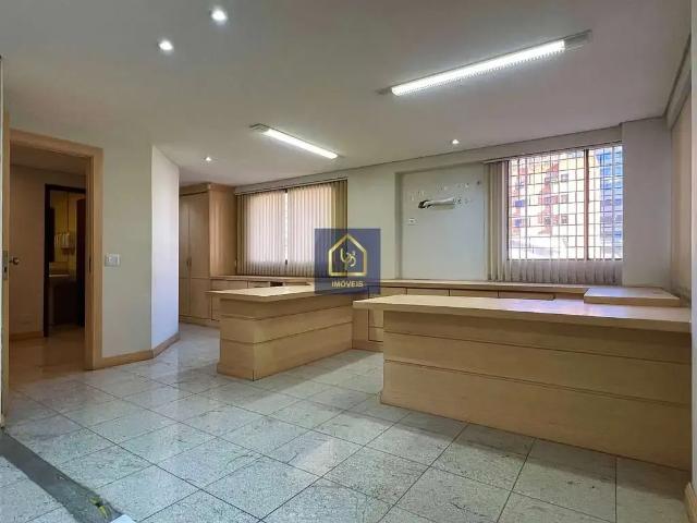 Conj. Comercial / Sala para Locação em Curitiba/PR Centro Cívico