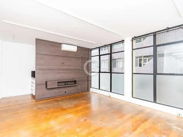 Conj. Comercial / Sala para Locação em Curitiba/PR Centro