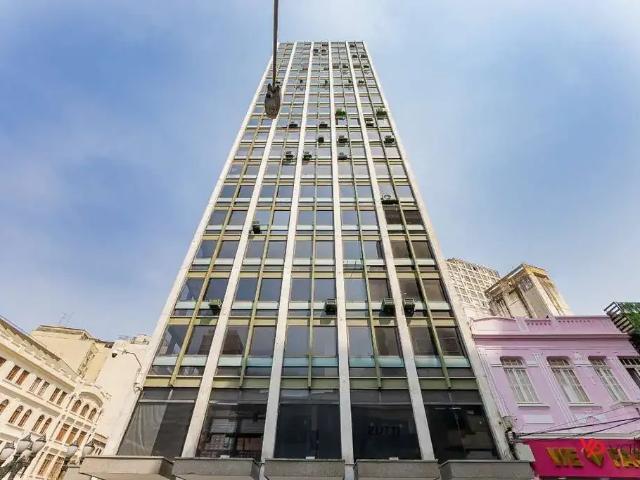 Conj. Comercial / Sala para Locação em Curitiba/PR Centro