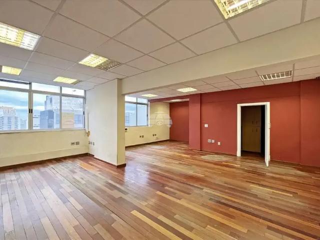Conj. Comercial / Sala para Locação em Curitiba/PR Centro