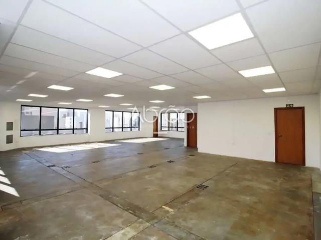 Conj. Comercial / Sala para Locação em Curitiba/PR Centro