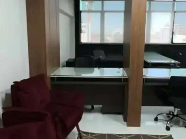 Conj. Comercial / Sala para Locação em Curitiba/PR Centro